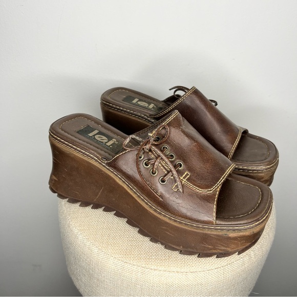 lei | Shoes | Lei Size 75 Brown Faux Leather Lace Up Strap Chunky ...